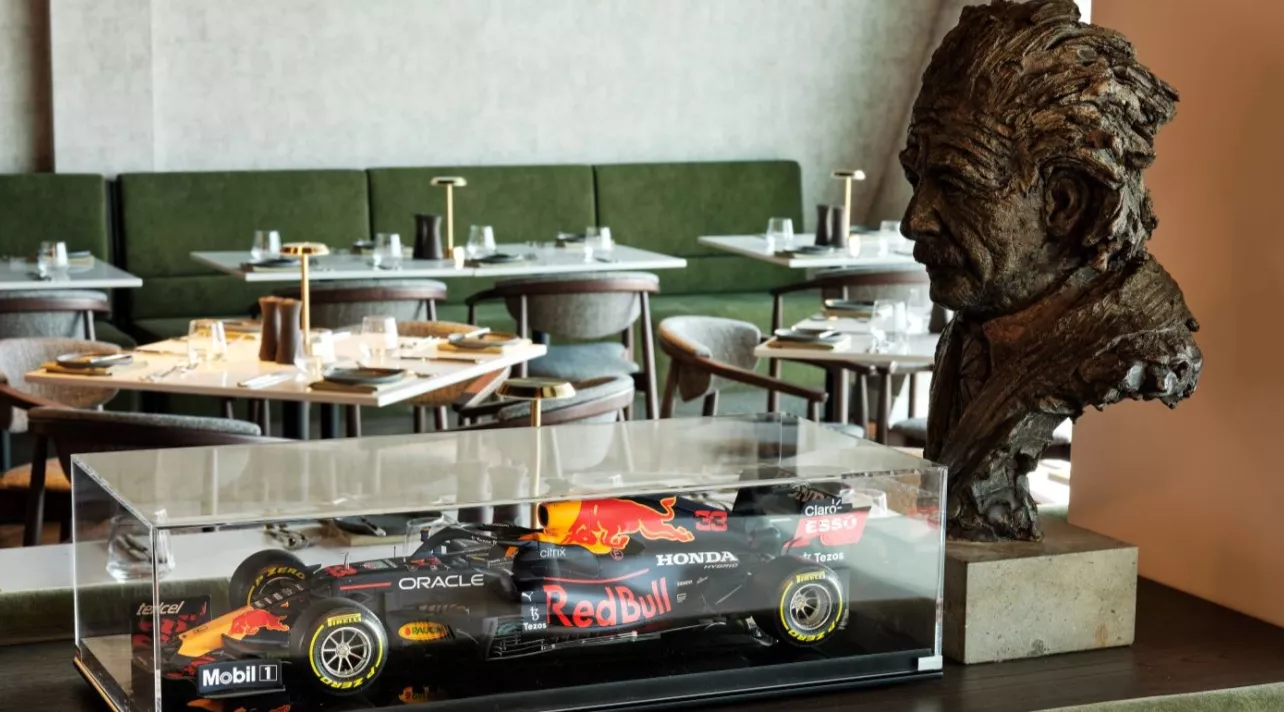 EATS & DRINKS | Escapade Silverstone